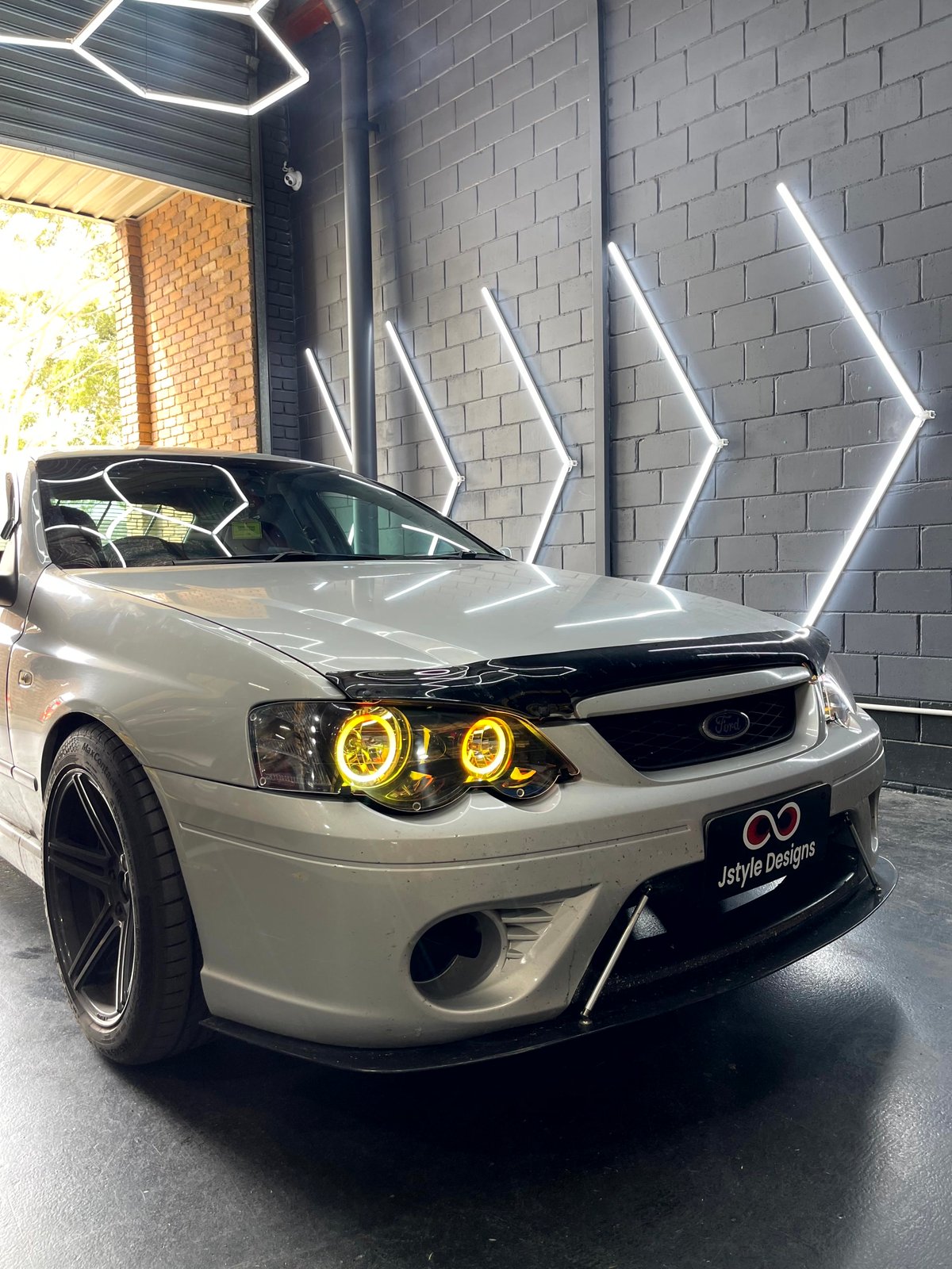BA/BF XR6 RGB / switchback headlights – Jstyle Designs